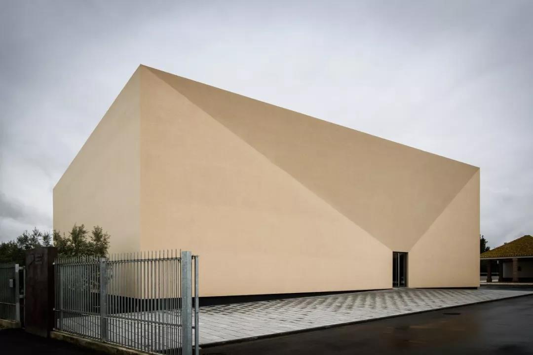 Less is More - Good Building Design Ideas - Part One