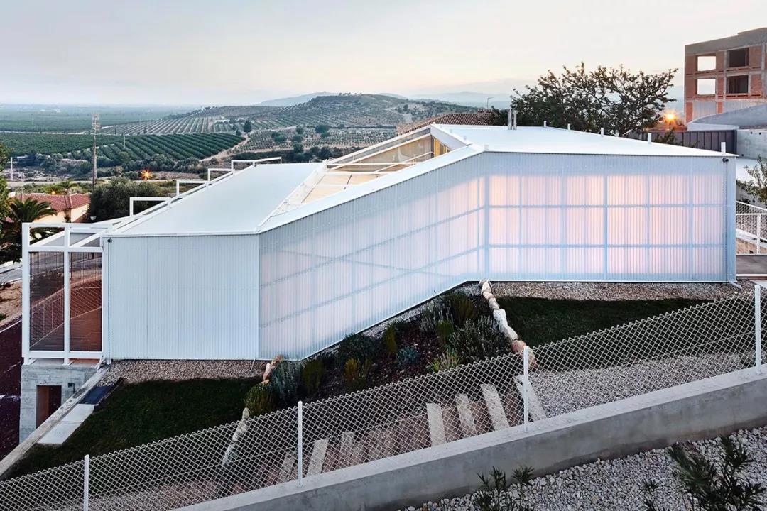 Less is More - Good Building Design Ideas - Part One